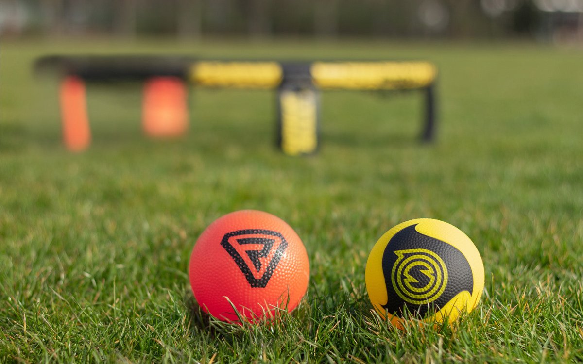 Pro-Bälle: Rashball vs. Spikeball – Roundnet Marketplace